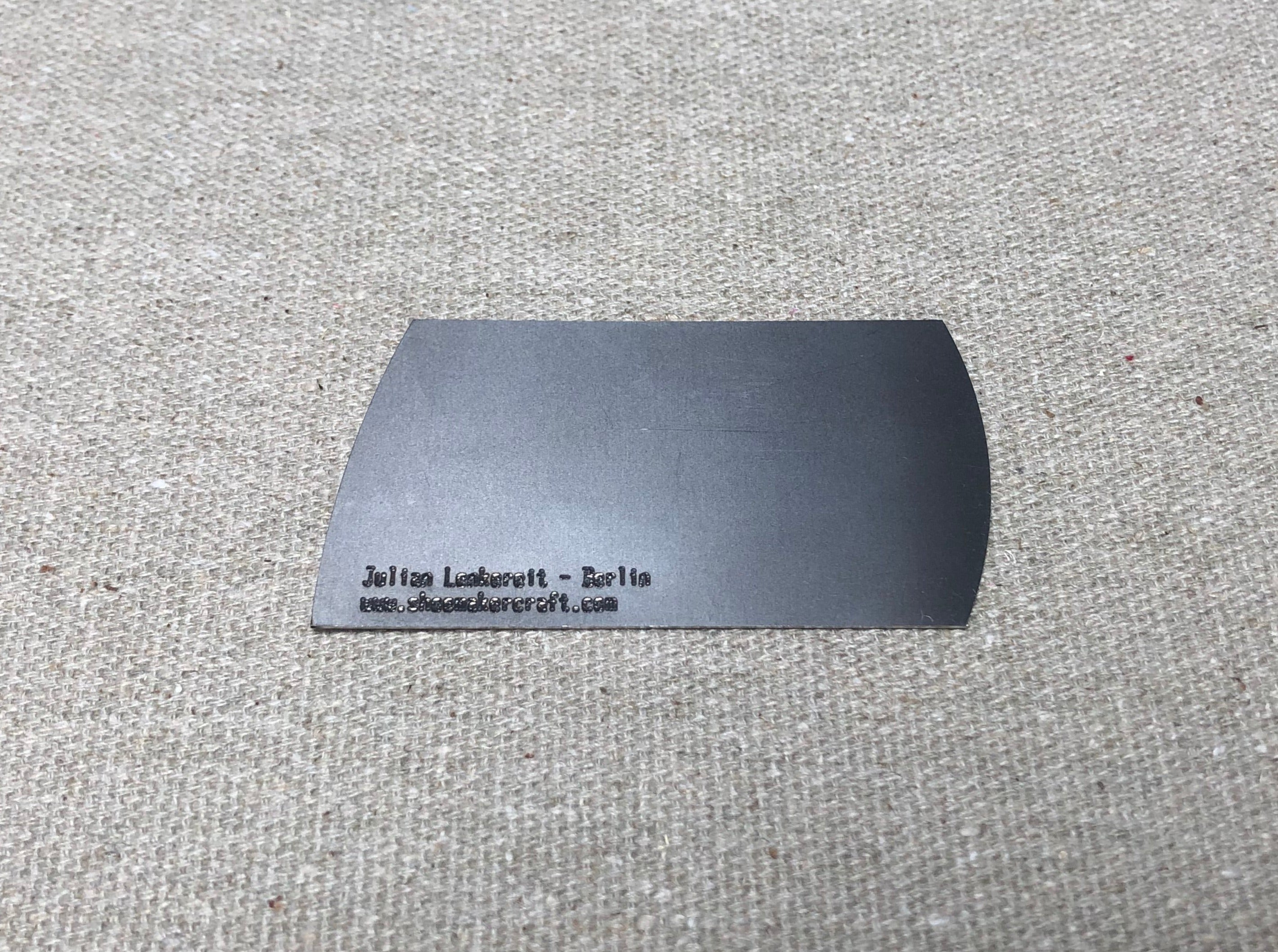 Scraper for shoe bottom finishing – Shoemakercraft