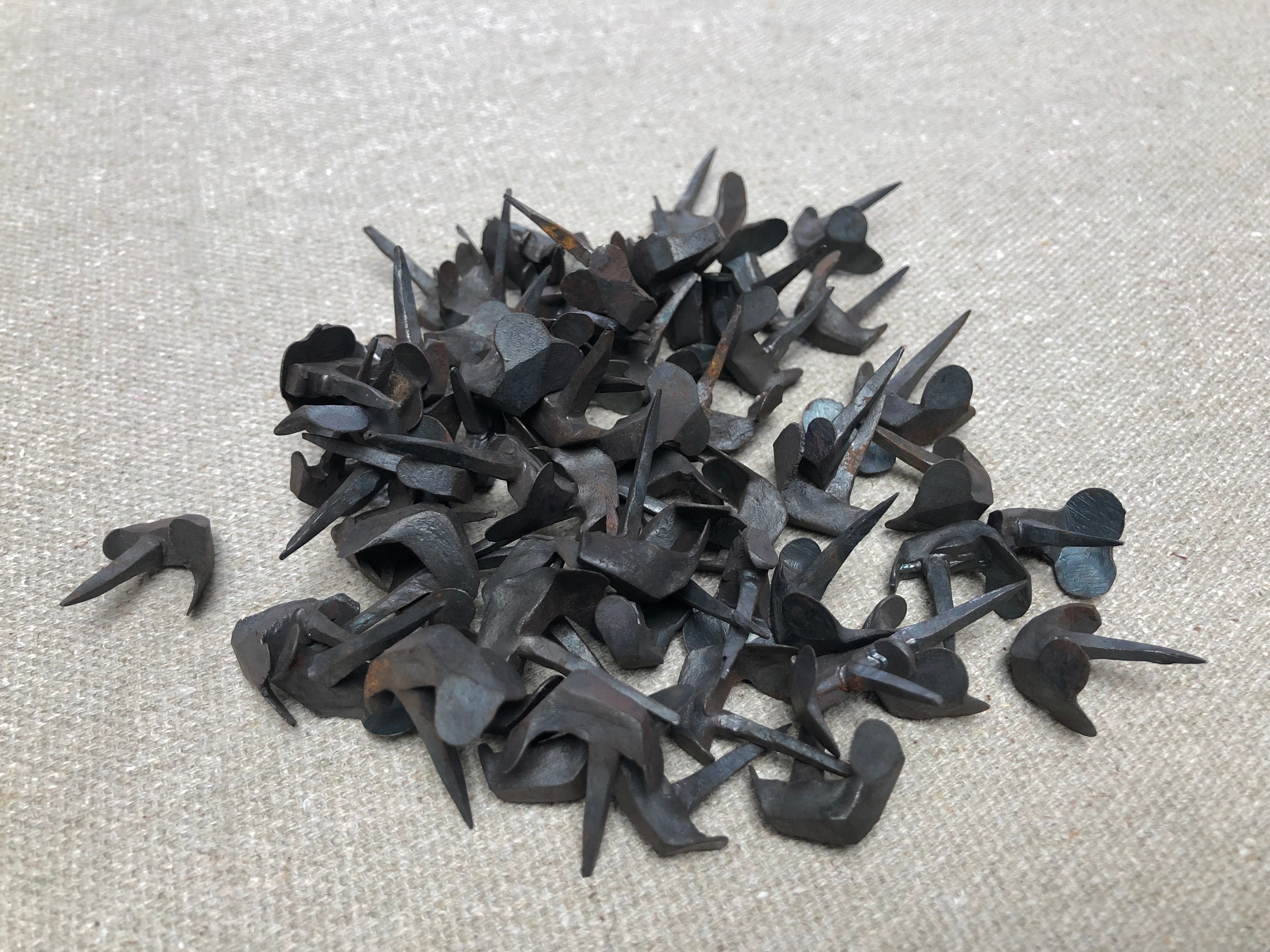 Military boot edge nails – Shoemakercraft