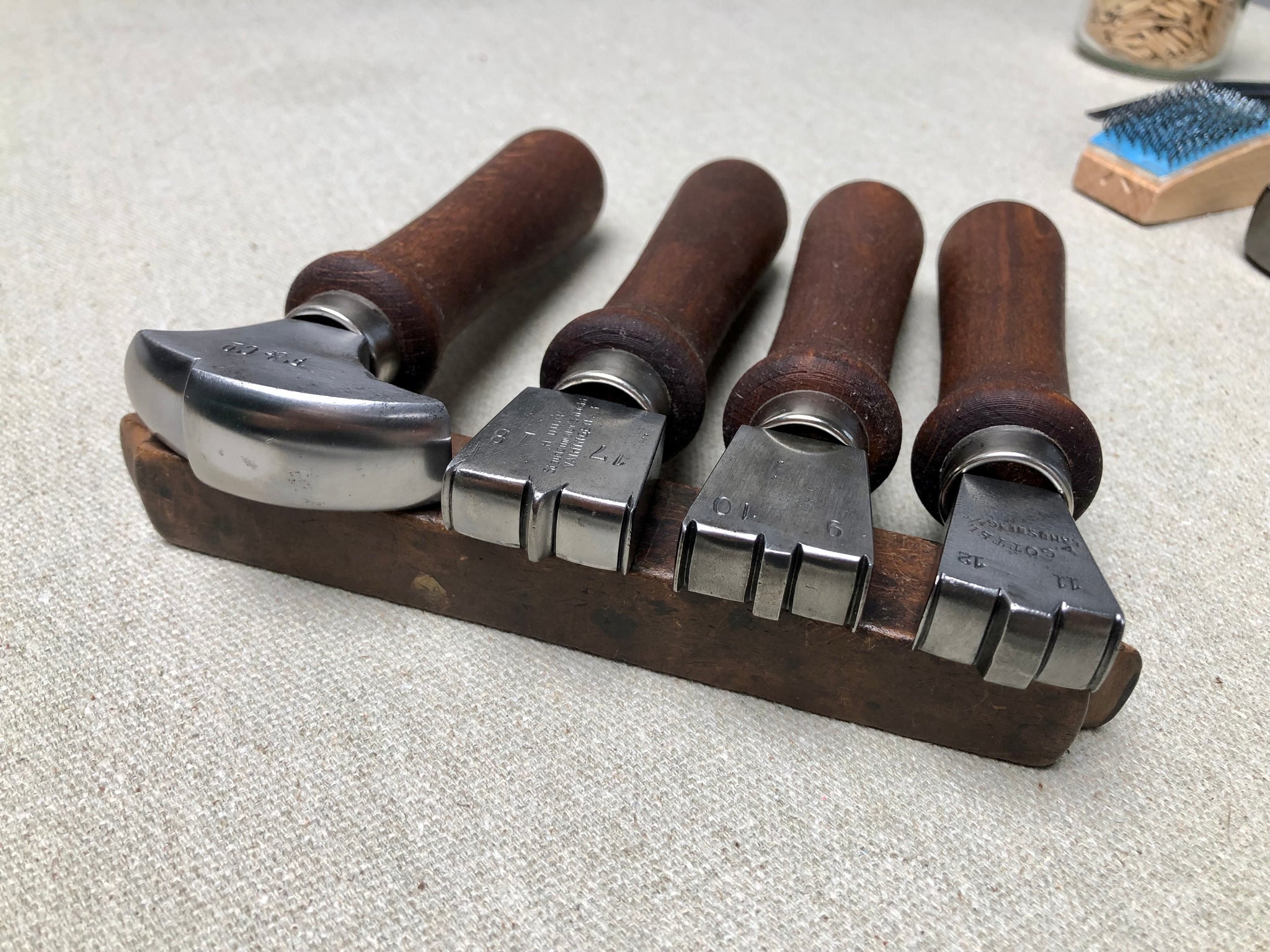 Shoemaker tool set kit for beginners in shoemaking PRO – Shoemakercraft