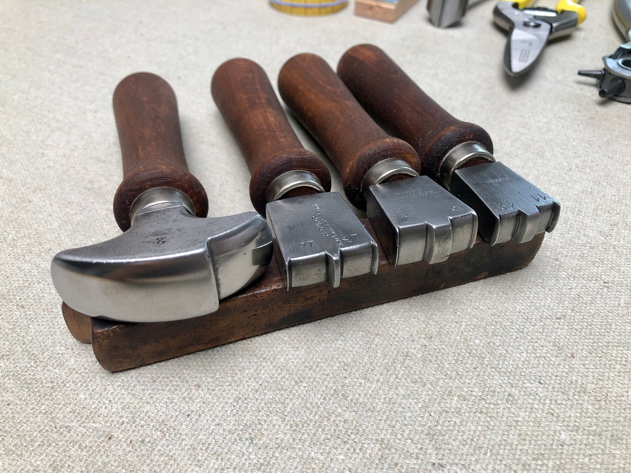 Shoemaker tool set kit for beginners in shoemaking PRO – Shoemakercraft